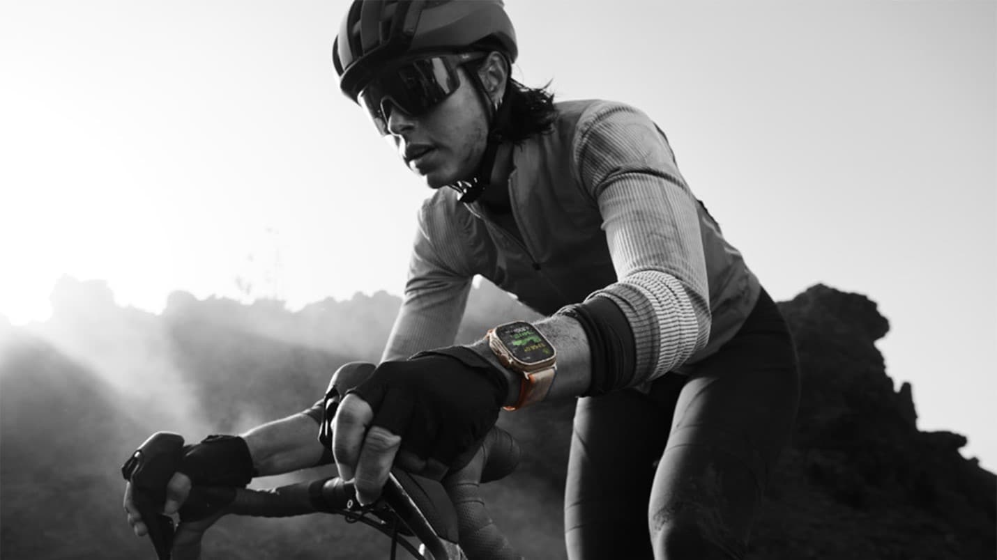What Are the Best Fitness Trackers & Watches for You? Our Top 6 Picks ...