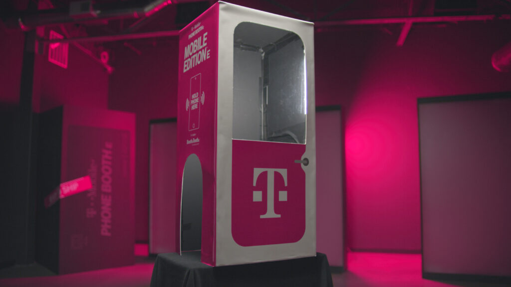 T‑Mobile Phone BoothE Mobile EditionE ‑ T‑Mobile Newsroom