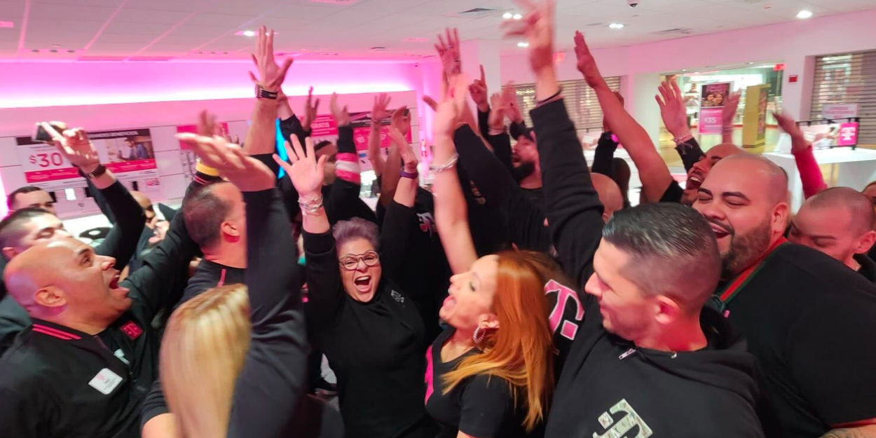 Rewarding Teams to Reward Their Communities - T‑Mobile Newsroom