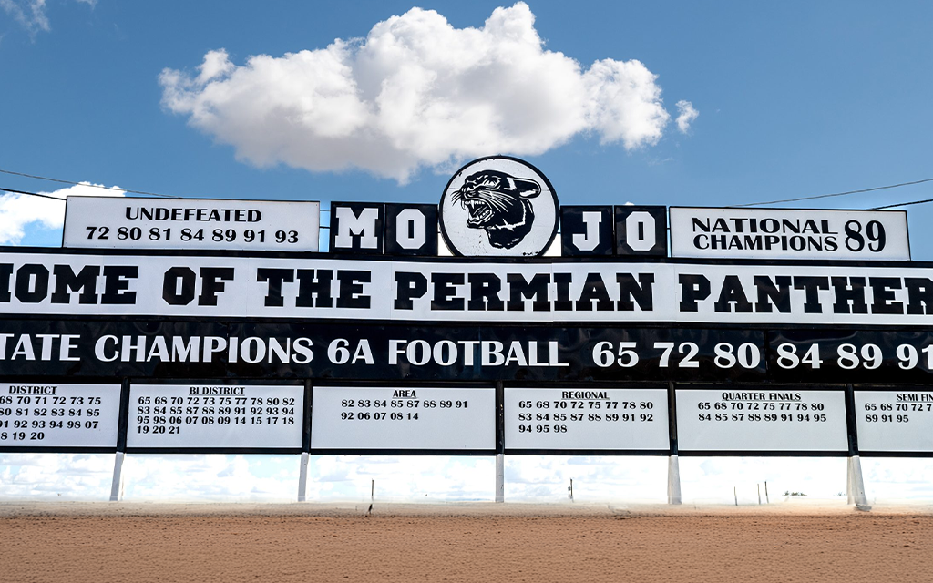 Lighting Up Small-Town Spirit - T‑Mobile Newsroom