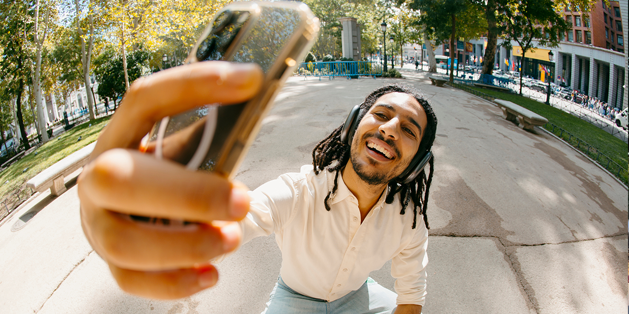 Quiz: What’s Your Phone Love Language? - T‑Mobile Newsroom